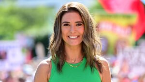 Jen Lada Has Built a Multiplatform Presence at ESPN | Barrett Media