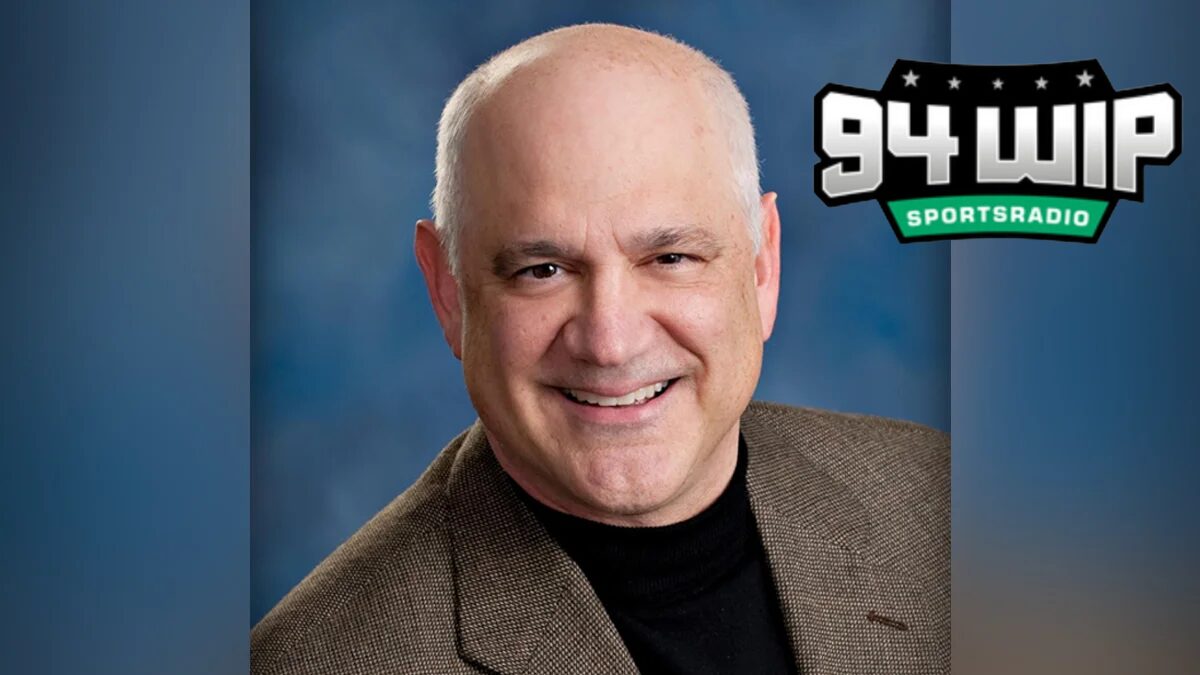 Glen Macnow Hosts His Final Show After 31 Years on WIP - Barrett Media