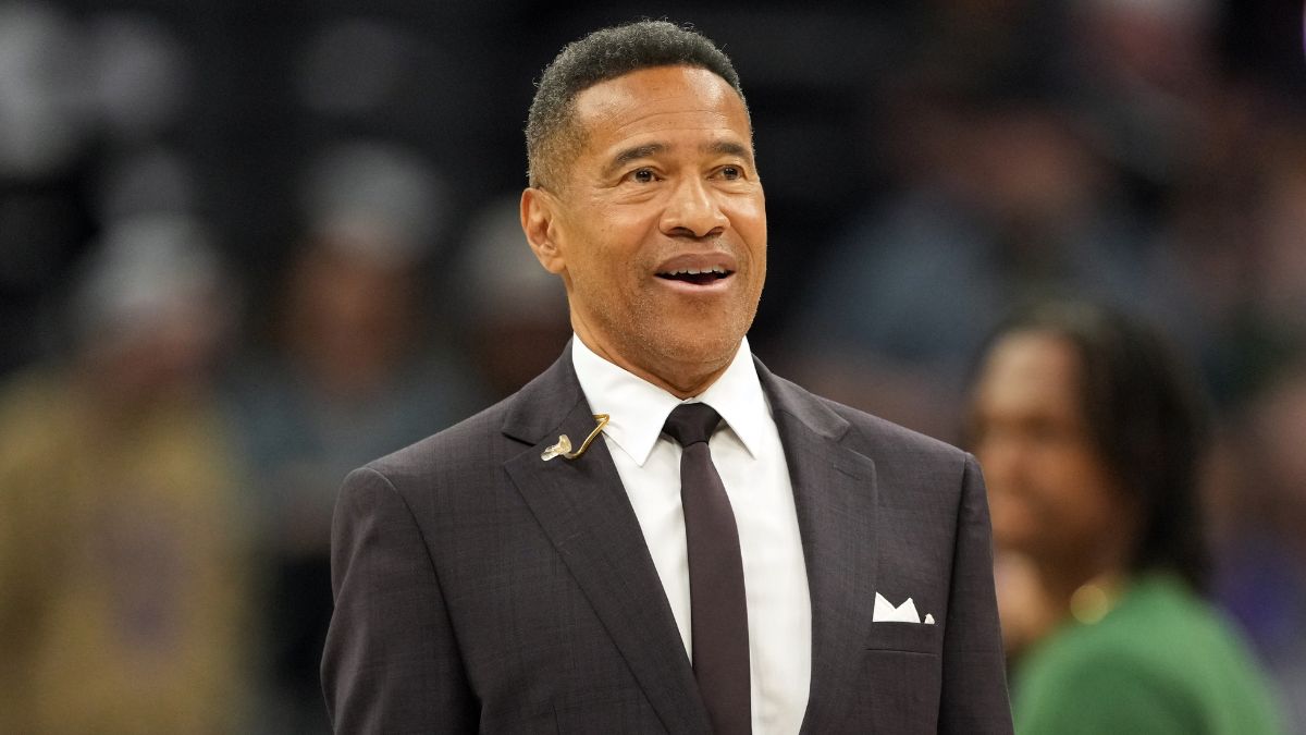 Mark Jones Signs off From ESPN After 36 Years in an Emotional Farewell ...